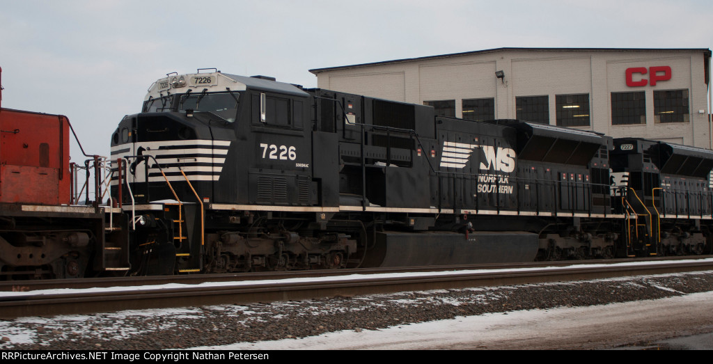 NS 7226